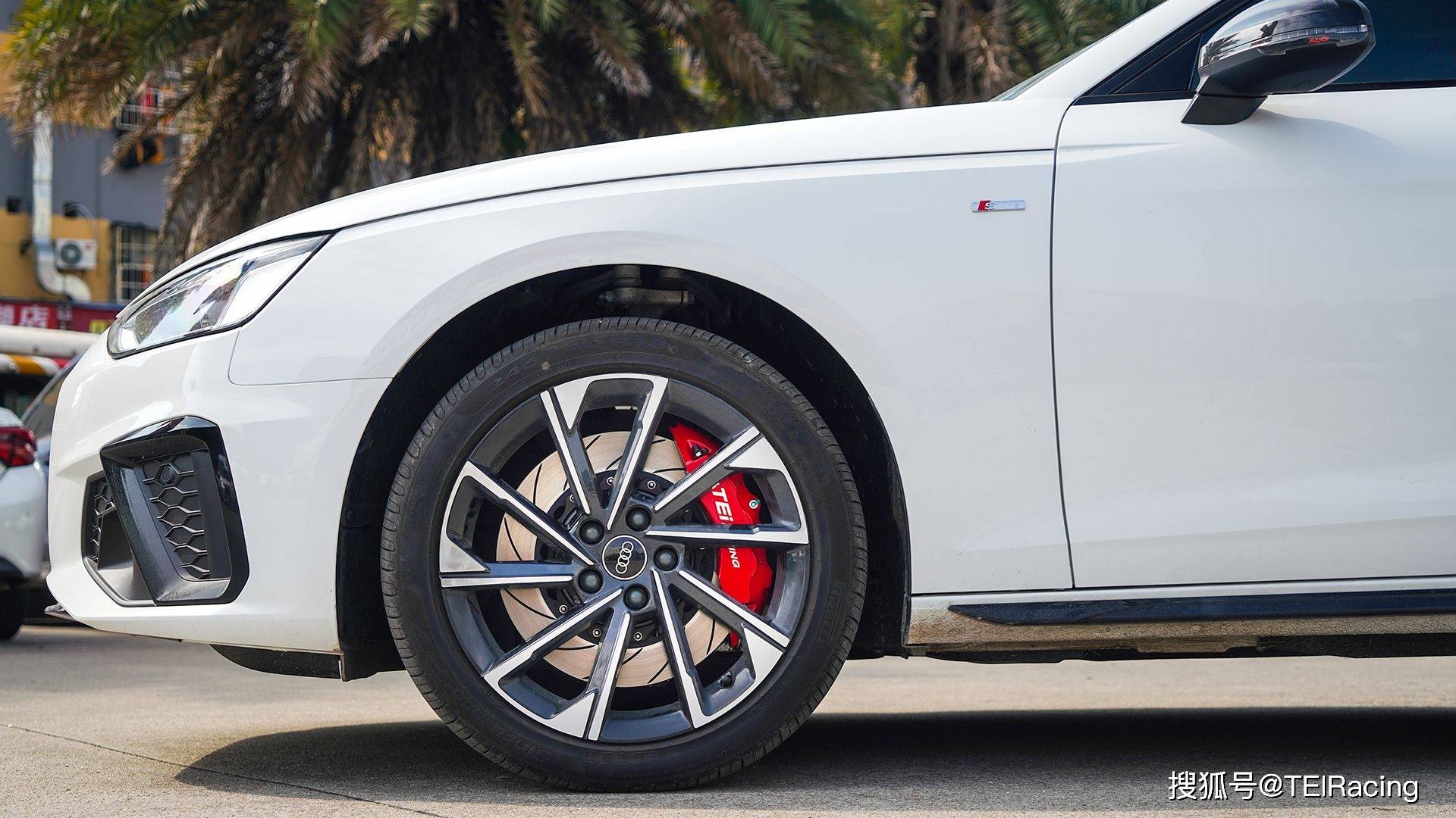 改装案例丨奥迪A4L升级P60ES大六活塞卡钳套件_搜狐汽车_搜狐网