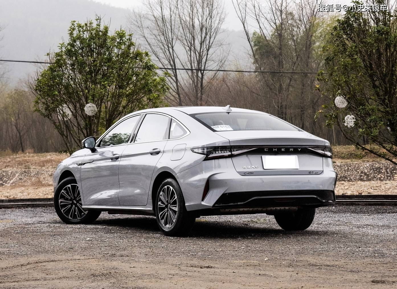 国产“A8”上市，搭载鲲鹏1.5T插混+8155芯片+10气囊，续航1400km_搜狐汽车_搜狐网