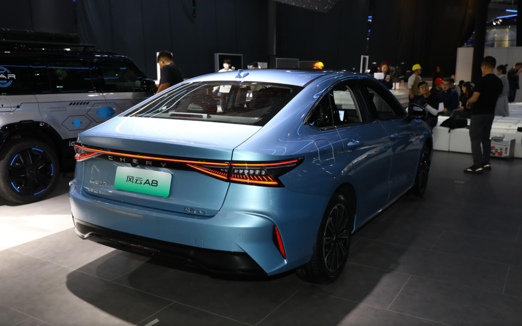 又玩反向虚标，风云A8综合续航不止1400km，11.99万起售值得选吗_搜狐汽车_搜狐网