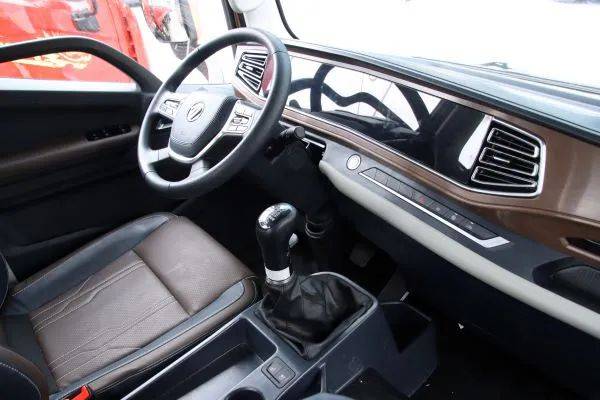 强动力 双联屏 承载17吨 圣龙ES5中卡至尊 | 卡车之友网_搜狐汽车_搜狐网