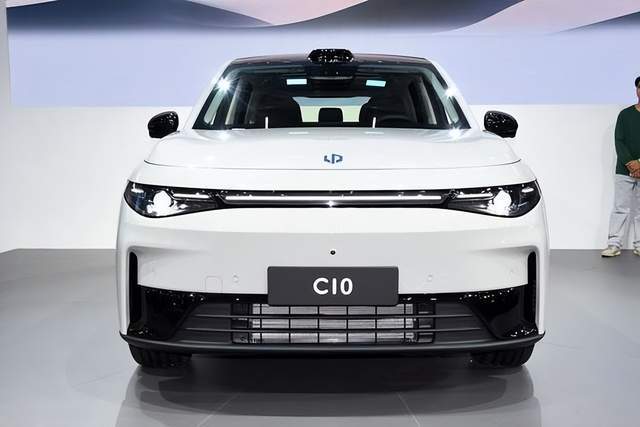 好而不贵！配8295+激光雷达的高阶智驾，零跑C10售12.88万起_搜狐汽车_搜狐网