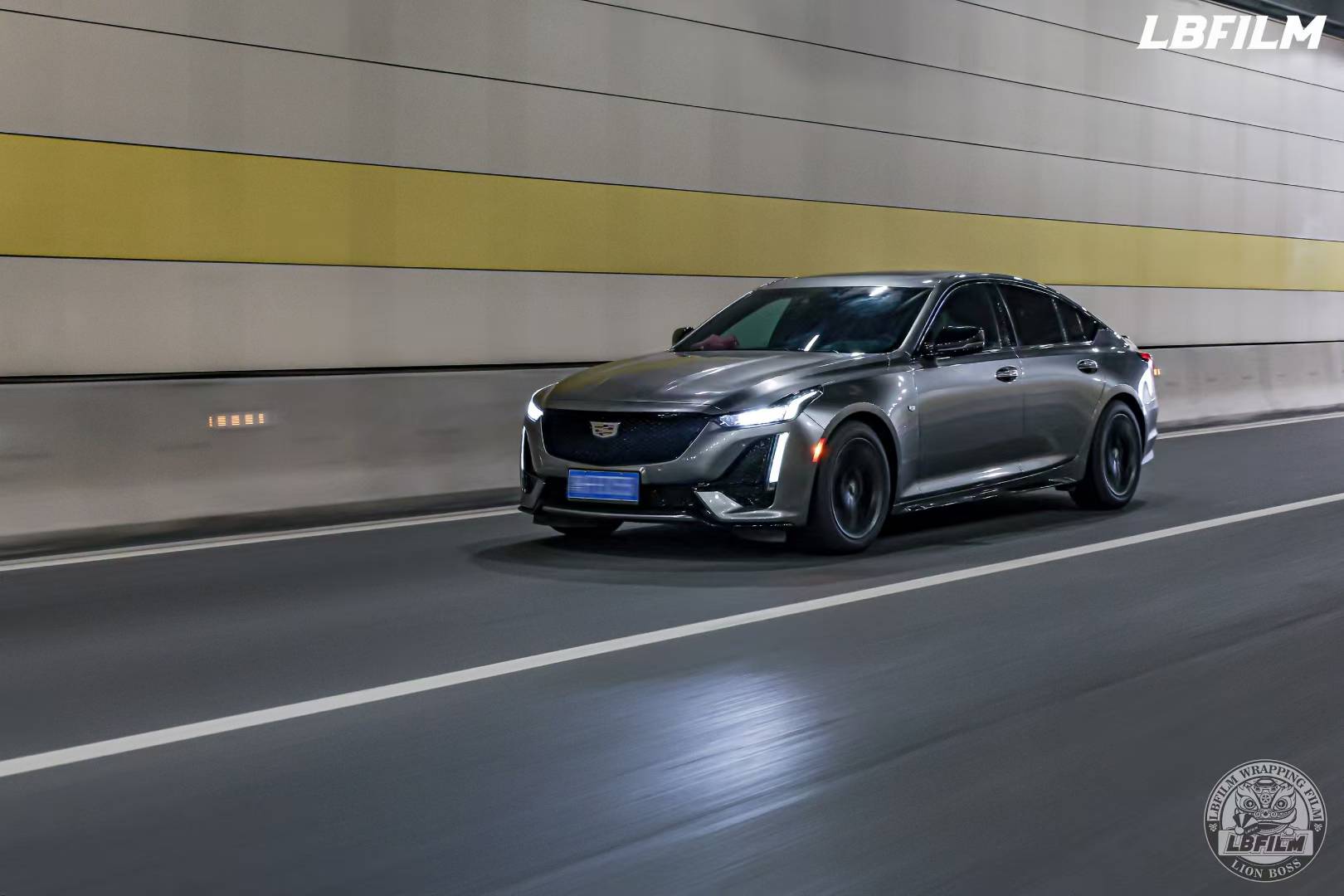 凯迪拉克CT5-LB改色膜液态金属银，充满科技感_搜狐汽车_搜狐网