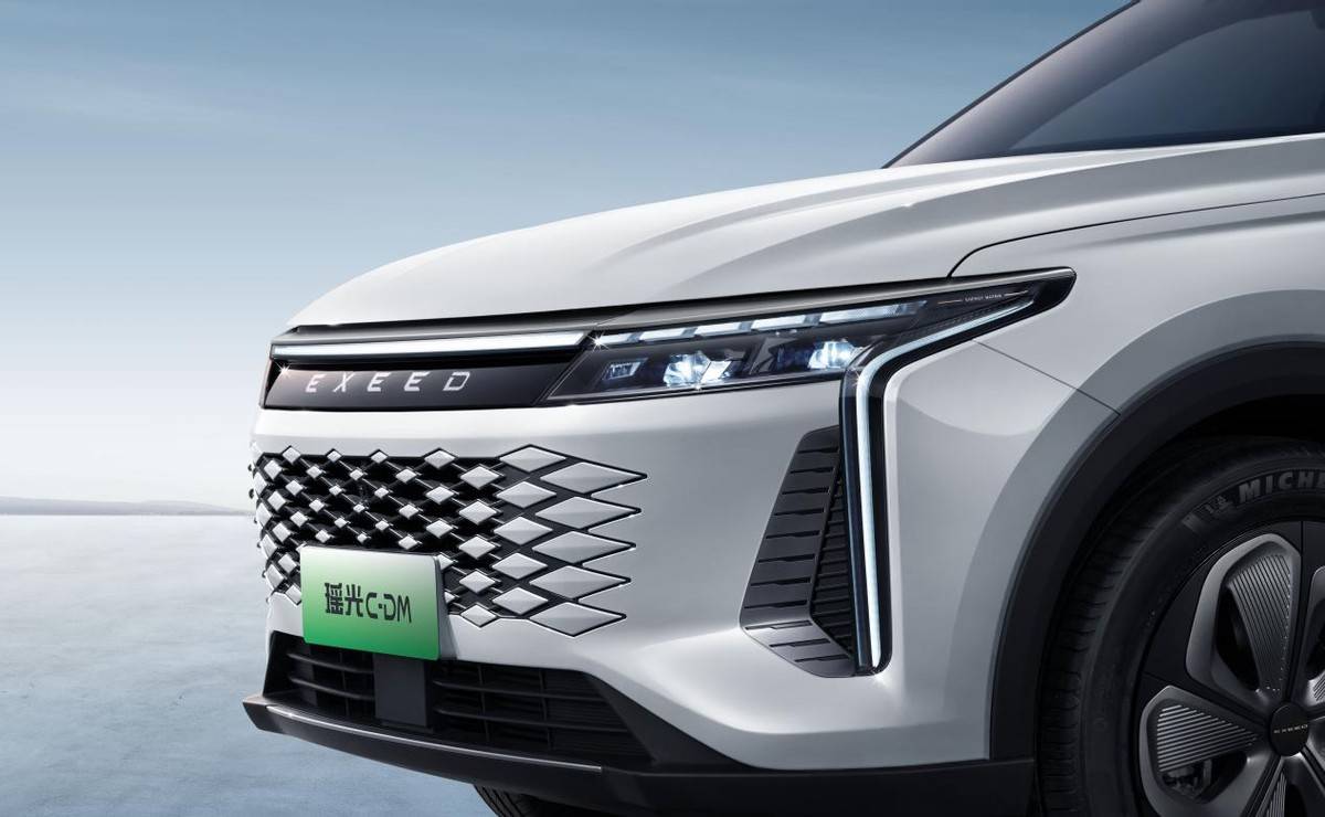 星途瑶光C-DM与领克08EM-P混动对决，谁主沉浮？_搜狐汽车_搜狐网