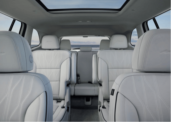 还加长？长超5.2米，2/2/3布局7座SUV，搭2.5T+8AT，配30英寸大屏_搜狐汽车_搜狐网