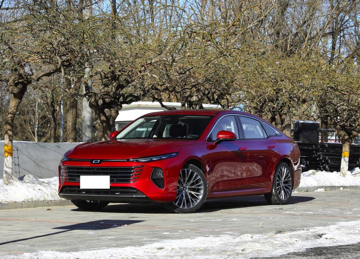 起售价11.59万元，奔腾B70龙腾版正式上市，搭载1.5T发动机_搜狐汽车_搜狐网