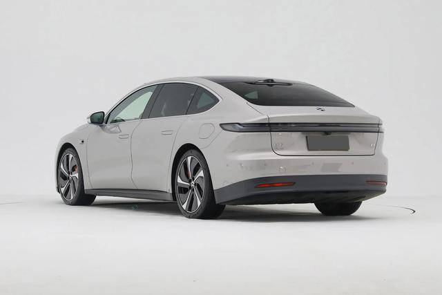 新款蔚来ET7开启预订，将于北京车展上市！产品力如何？_搜狐汽车_搜狐网