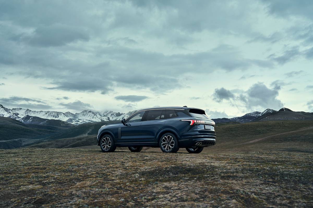 7座实用配置，领克09 MHEV四驱版引领空间灵活新潮流_搜狐汽车_搜狐网