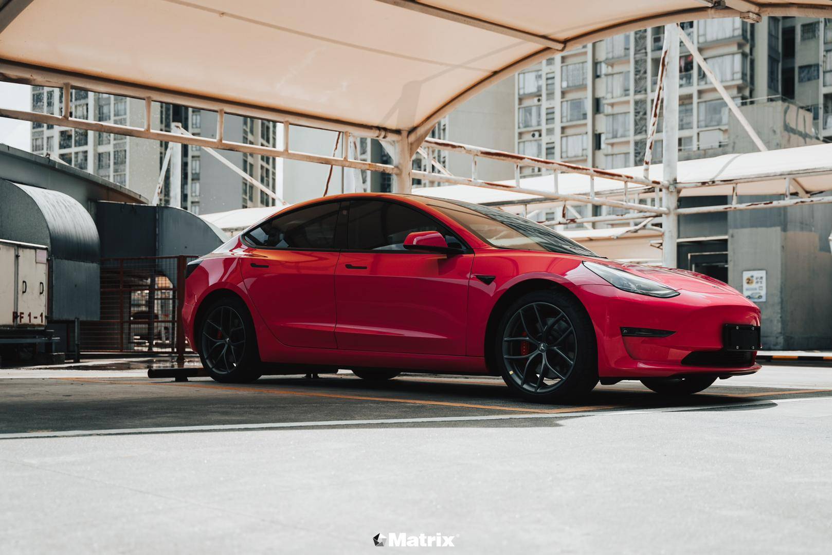 特斯拉model3-Matrix矩阵甜菜根紫改色膜,是你的菜？_搜狐汽车_搜狐网