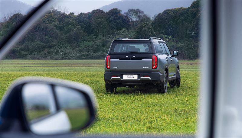 高颜值时尚SUV单品，新一代北京BJ30起价9.99万_搜狐汽车_搜狐网