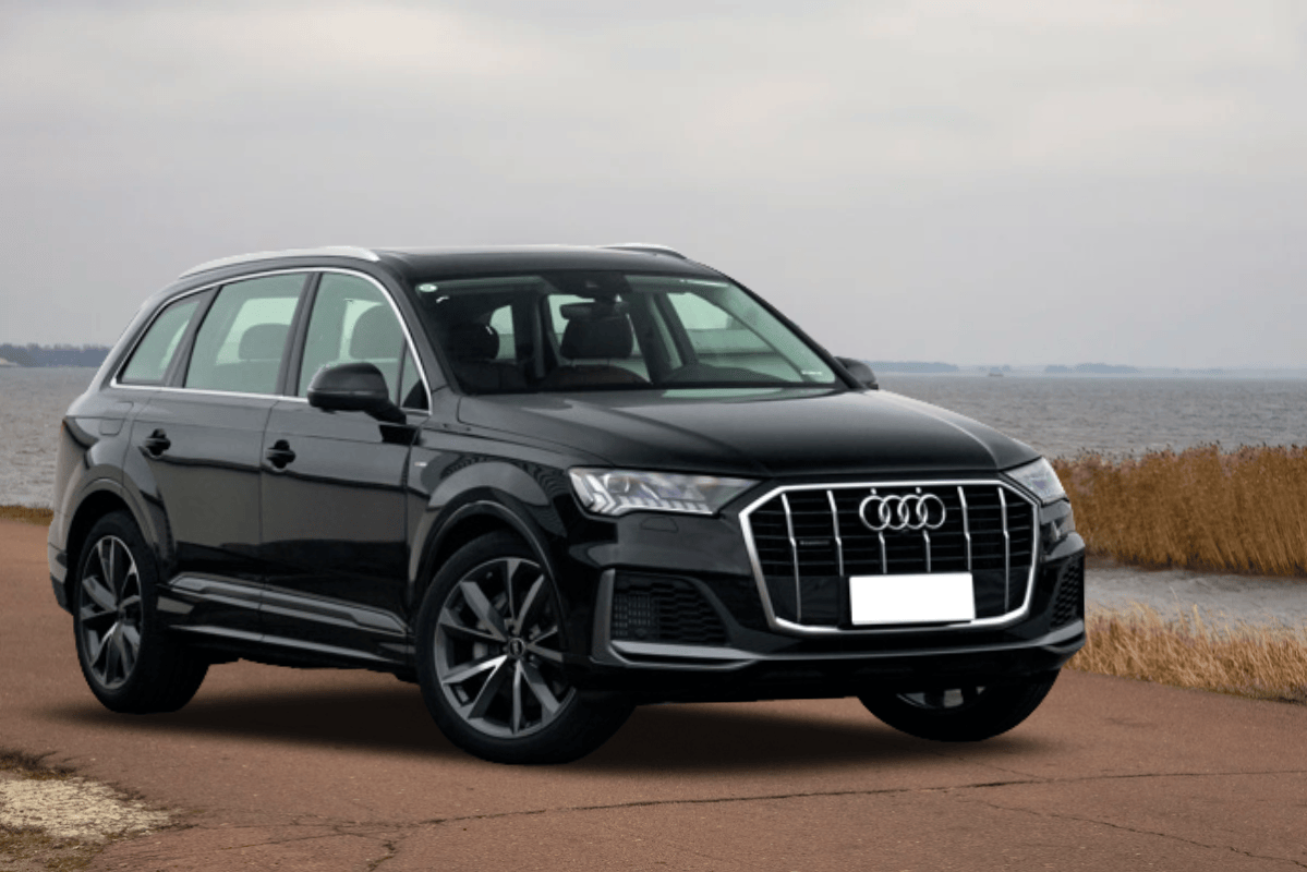 奥迪Q7 x 阿勒泰：豪华座驾与自然奇观的完美邂逅_搜狐汽车_搜狐网