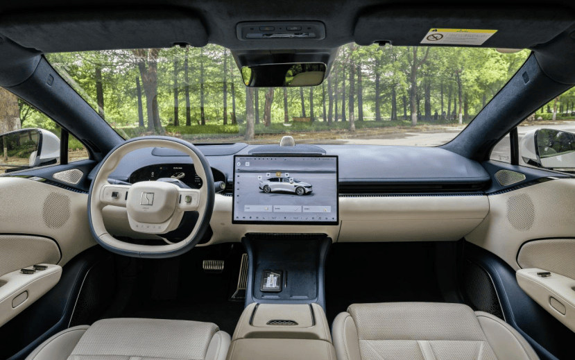 智己L6 Max VS 极氪007：高性能电动车巅峰对决_搜狐汽车_搜狐网