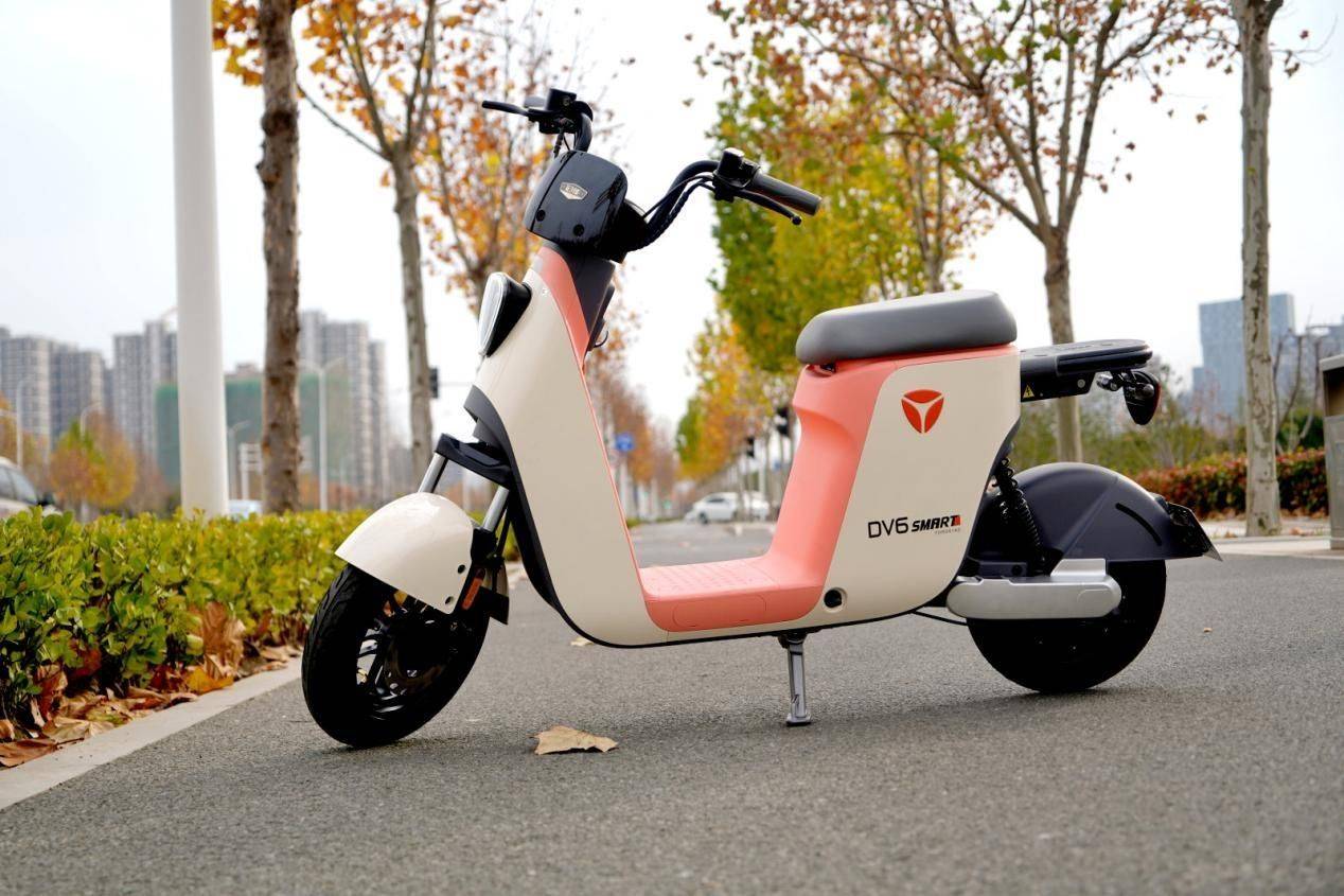 雅迪DG6智趣版：续航破120公里，长距离骑行无忧_搜狐汽车_搜狐网