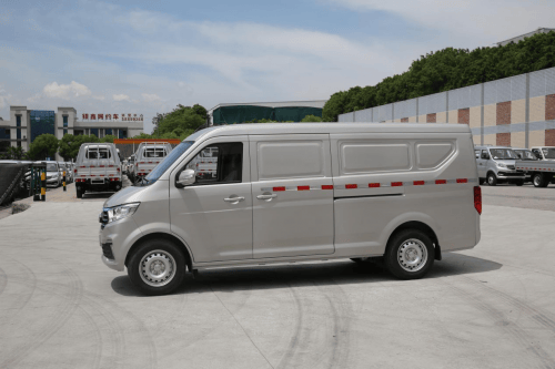 纯电轻客哪家强？长安跨越星V7EV实力满“电”立新标_搜狐汽车_搜狐网