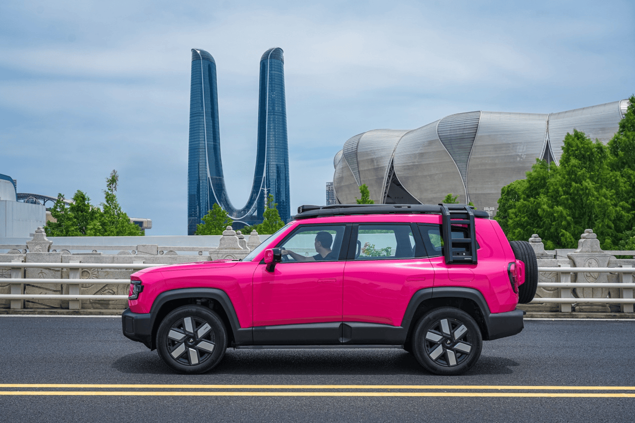 Twins开唱，深蓝G318限定与粉丝共绘难忘夜晚_搜狐汽车_搜狐网