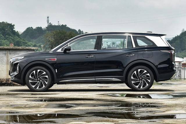 红旗HS7 PHEV开启预售，搭2.0T插电混动，预售先享价25.98万元起_搜狐汽车_搜狐网