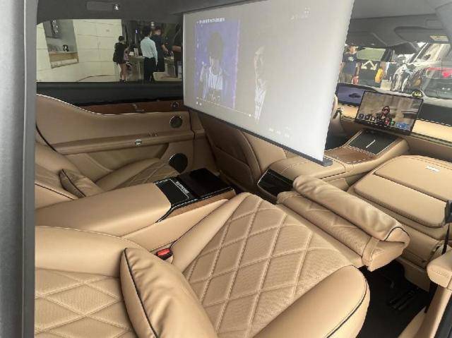 未来已来！实地打探享界S9，78S涨价希望恐难如愿_搜狐汽车_搜狐网