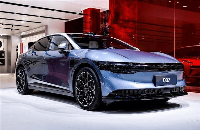 20万级电车圈内卷！极氪007、小米SU7如何挑战Model 3？_搜狐汽车_搜狐网