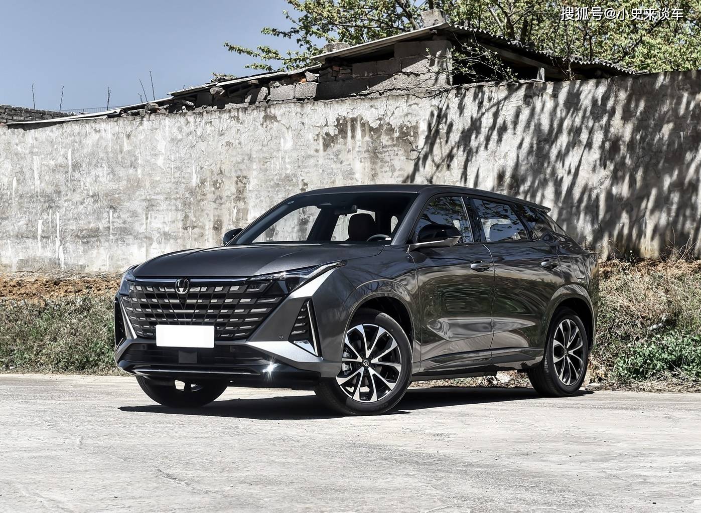 长安全新SUV上市！9.99万起售，轴距接近2米8，配1.5T+7速双离合_搜狐汽车_搜狐网