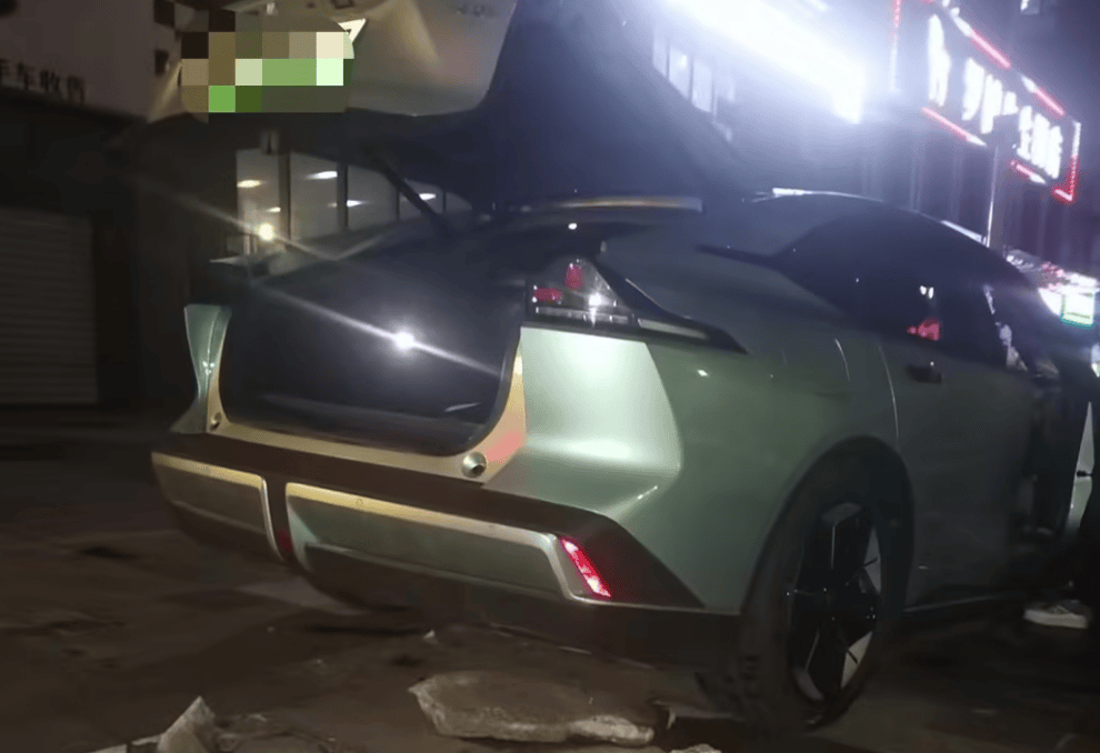 深蓝SL03起火后自动熄灭！CEO回应_搜狐汽车_搜狐网