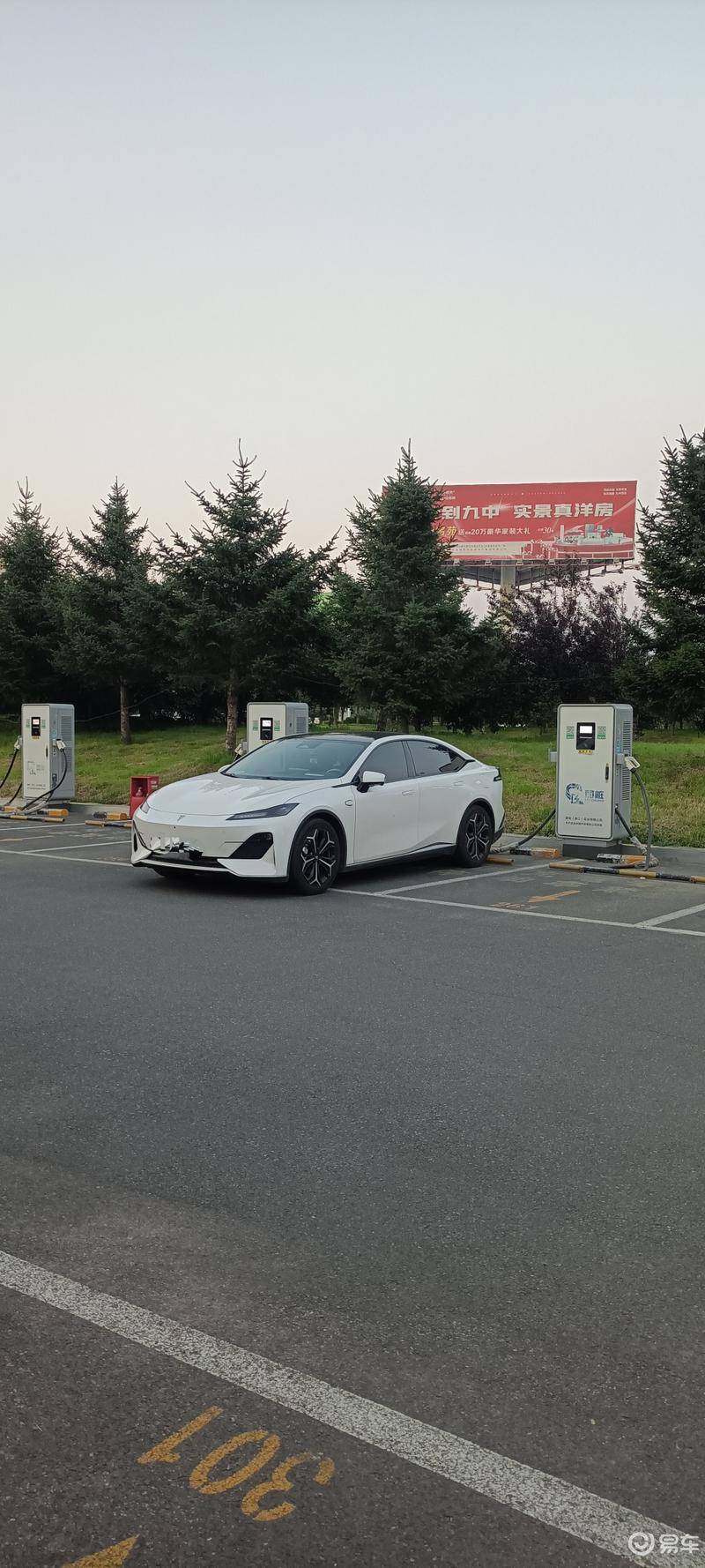 深蓝CEO回应SL03行驶中起火事件：全面解析事故原因与后续措施_搜狐汽车_搜狐网