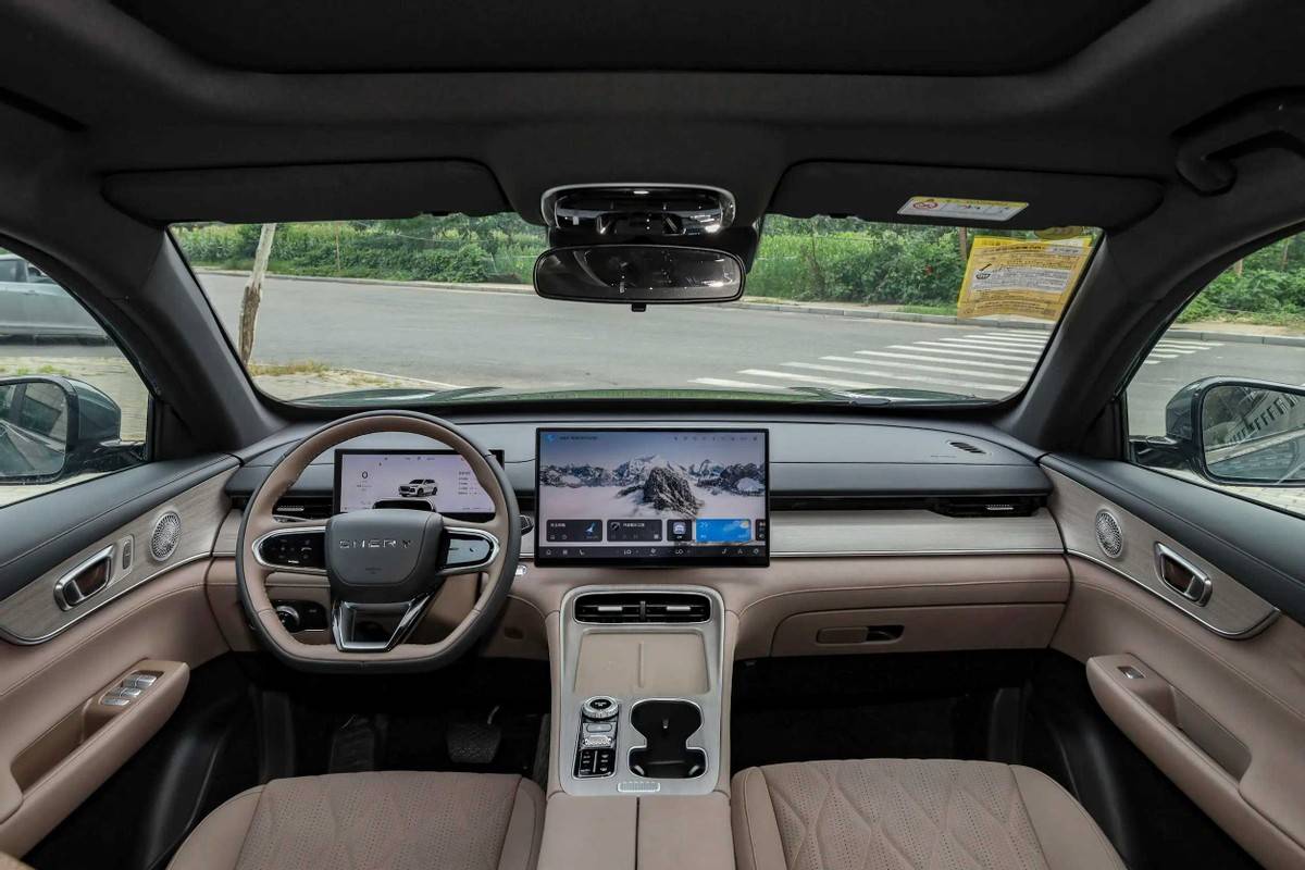 年度出行最佳座驾——全新瑞虎8PLUS C-DM值得您的青睐_搜狐汽车_搜狐网