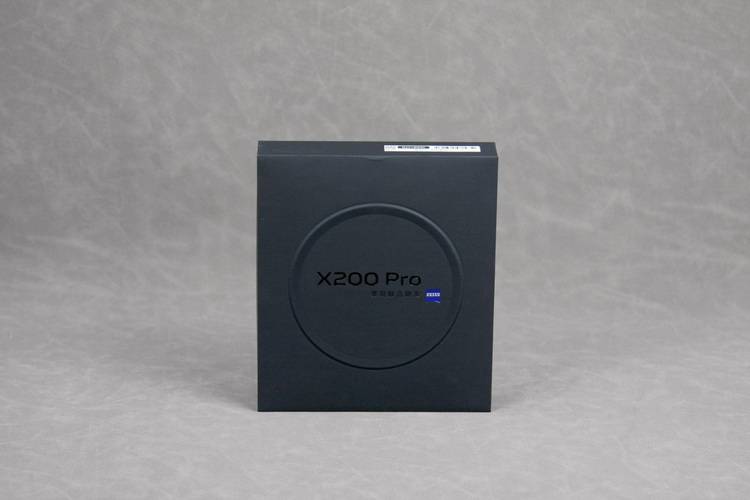 vivo X200 Pro首发评测：重塑性能上限，影像堪比超大杯_系列_旗舰_Ultra