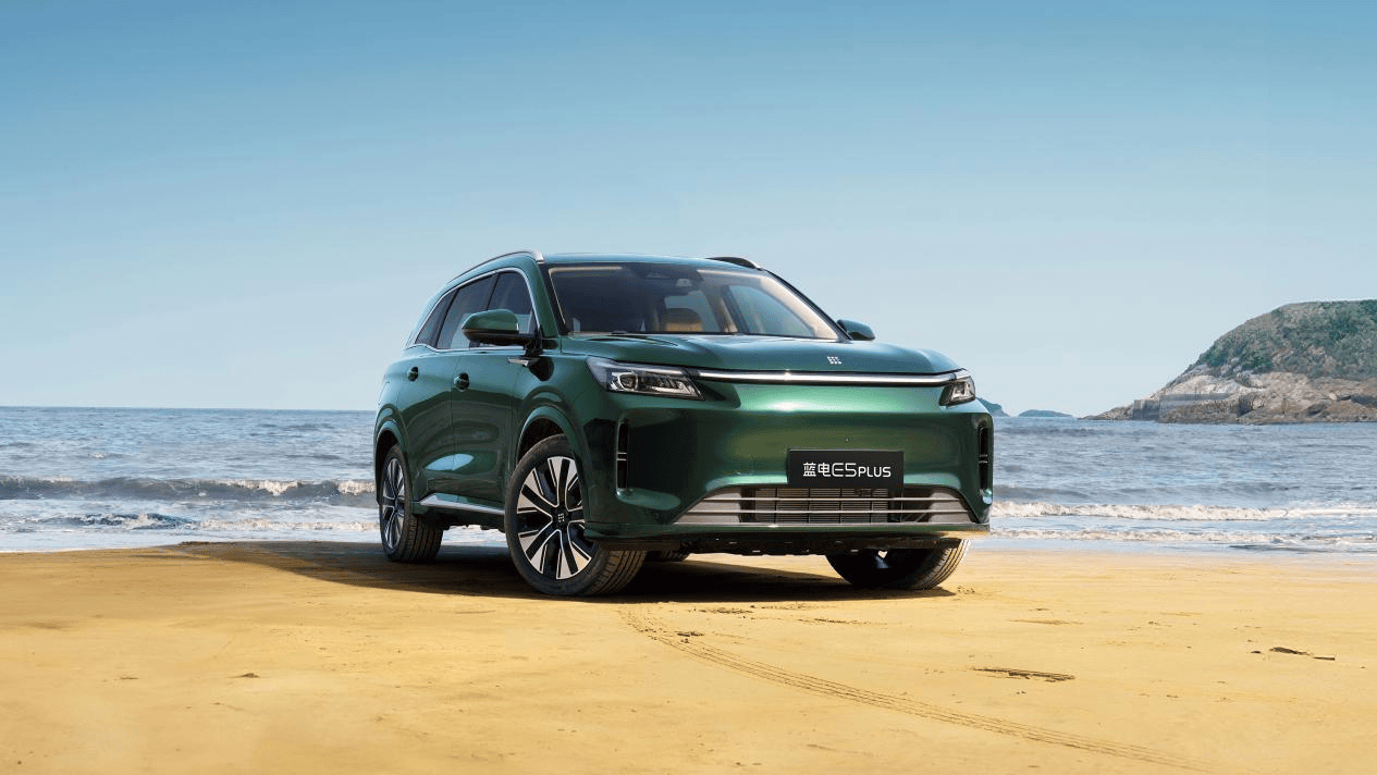 9.98万元起+165km纯电续航：蓝电E5 PLUS上市_搜狐汽车_搜狐网