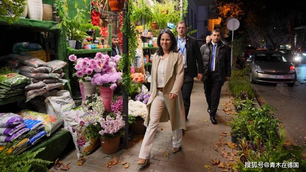 德国女外长17年婚姻宣告结束，竟遭网暴！_贝尔伯克_绿党_孩子