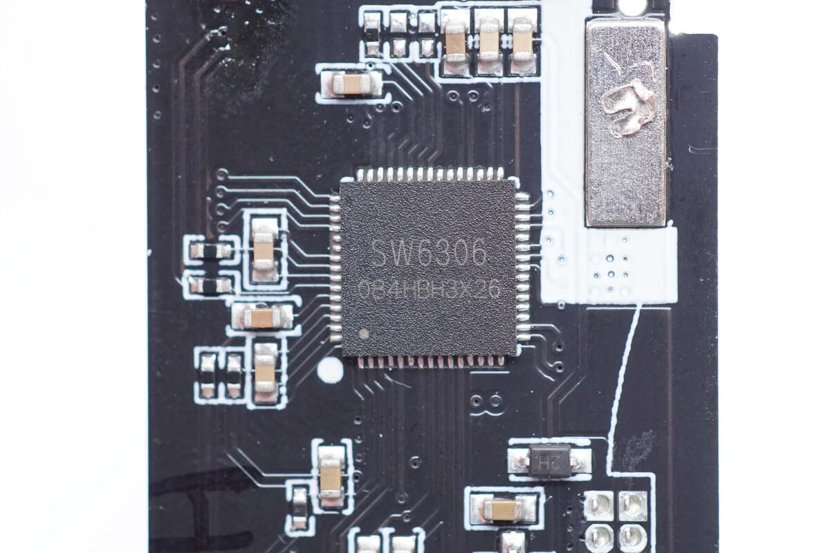 智融科技SW6306移动电源SOC方案获倍思采用，30W磁吸无线充电宝拆解_产品_设计_机身