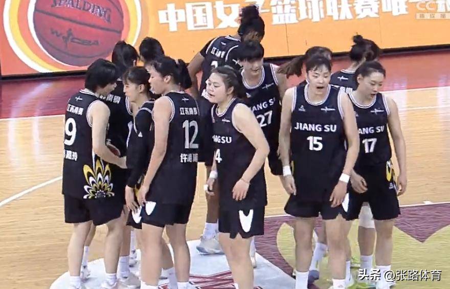 开赛六连胜！四川105：93江苏，四巨头77分，戴维斯爆砍43分！_比赛_WCBA_CBA