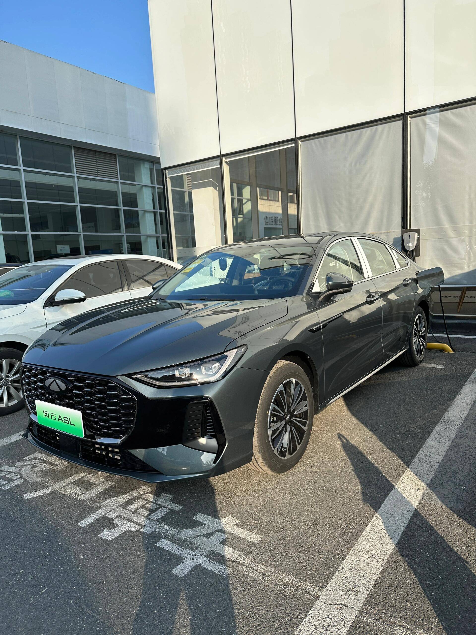 奇瑞风云A8L实车到店，配8155座舱+独立悬架，续航2500km_搜狐汽车_搜狐网