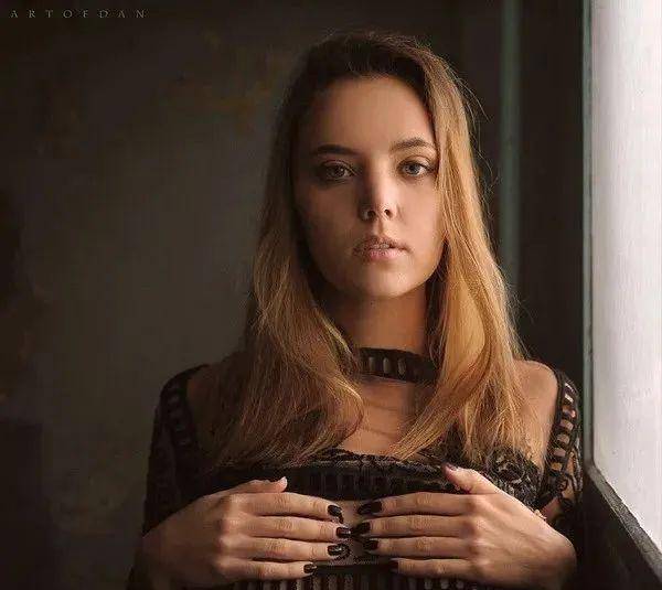 瑞士摄影师Dani Fehr的人体作品 ，由内而外散发着迷人的气息！_情感_世界_镜头