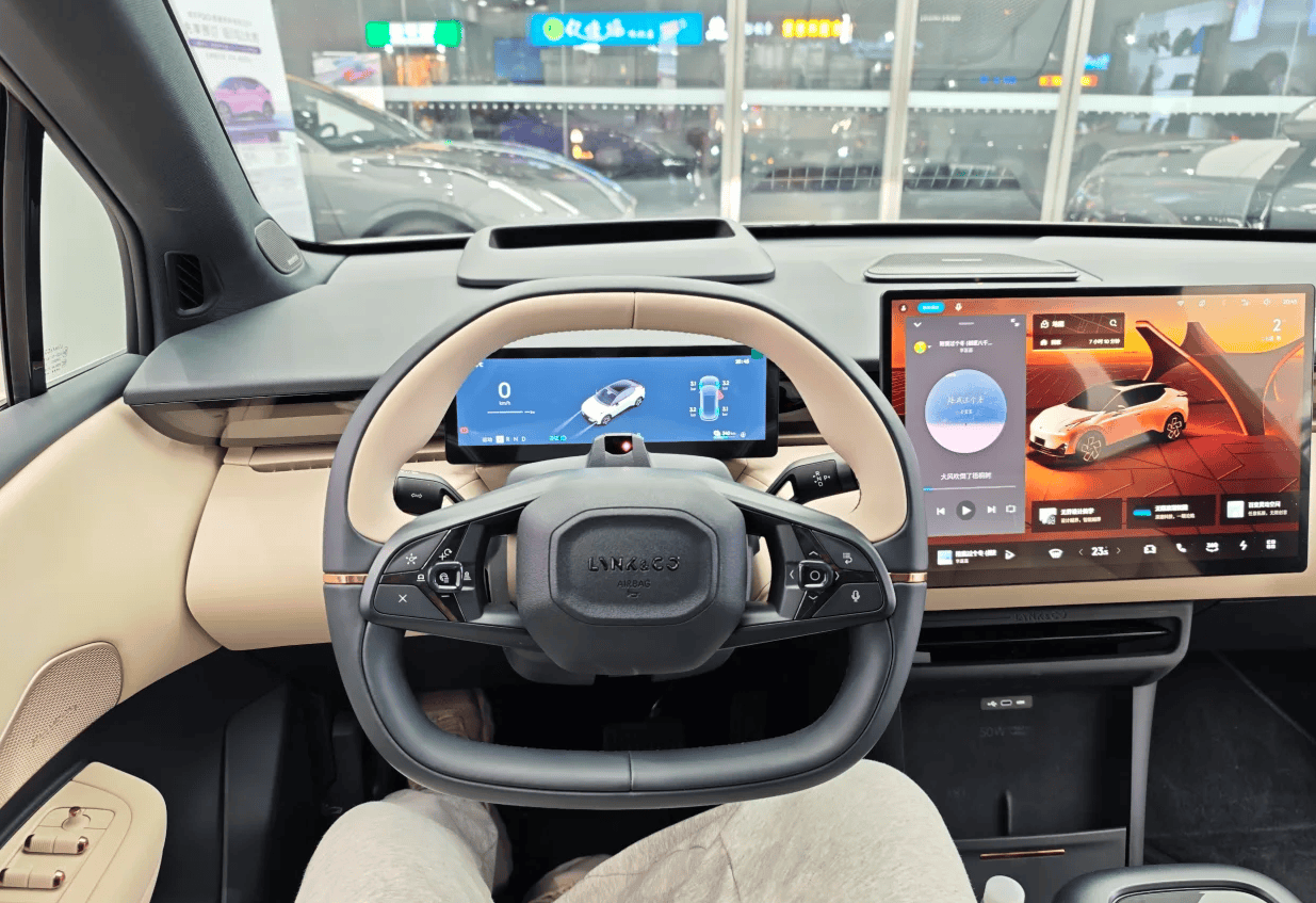 SEA架构赋能，领克Z20性能与续航双飞跃，成为年轻人的理想之选_搜狐汽车_搜狐网