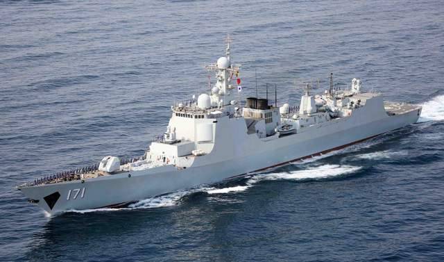 吃回头草，2艘051C型驱逐舰，对比052C型，为何更年轻？_防空驱逐舰_我国_解放军海军