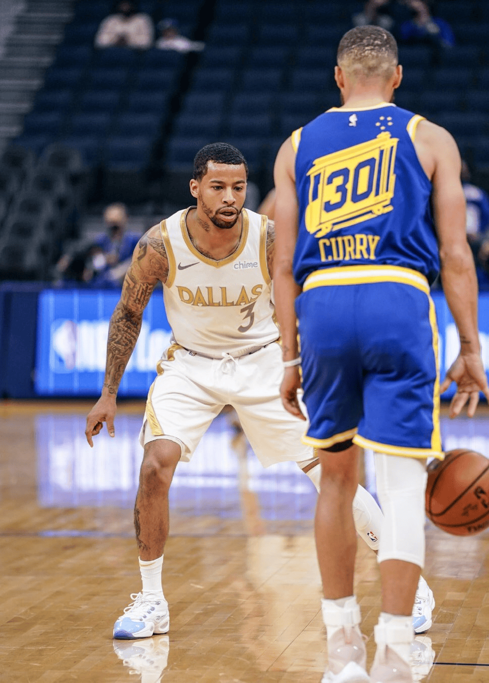 近4战状态骤降！广东新小外恐续写巴顿式悲剧，NBA9号秀谨慎看好_伯克_比赛_1