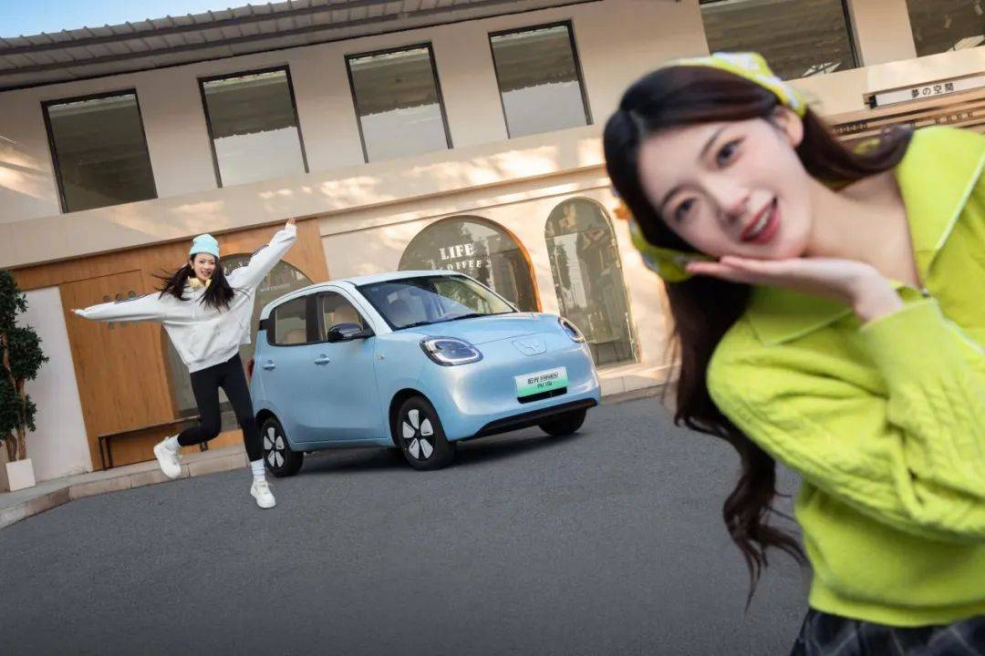 五菱宏光MINIEV四门版值得买吗？四门代步神器测评已就位！_搜狐汽车_搜狐网