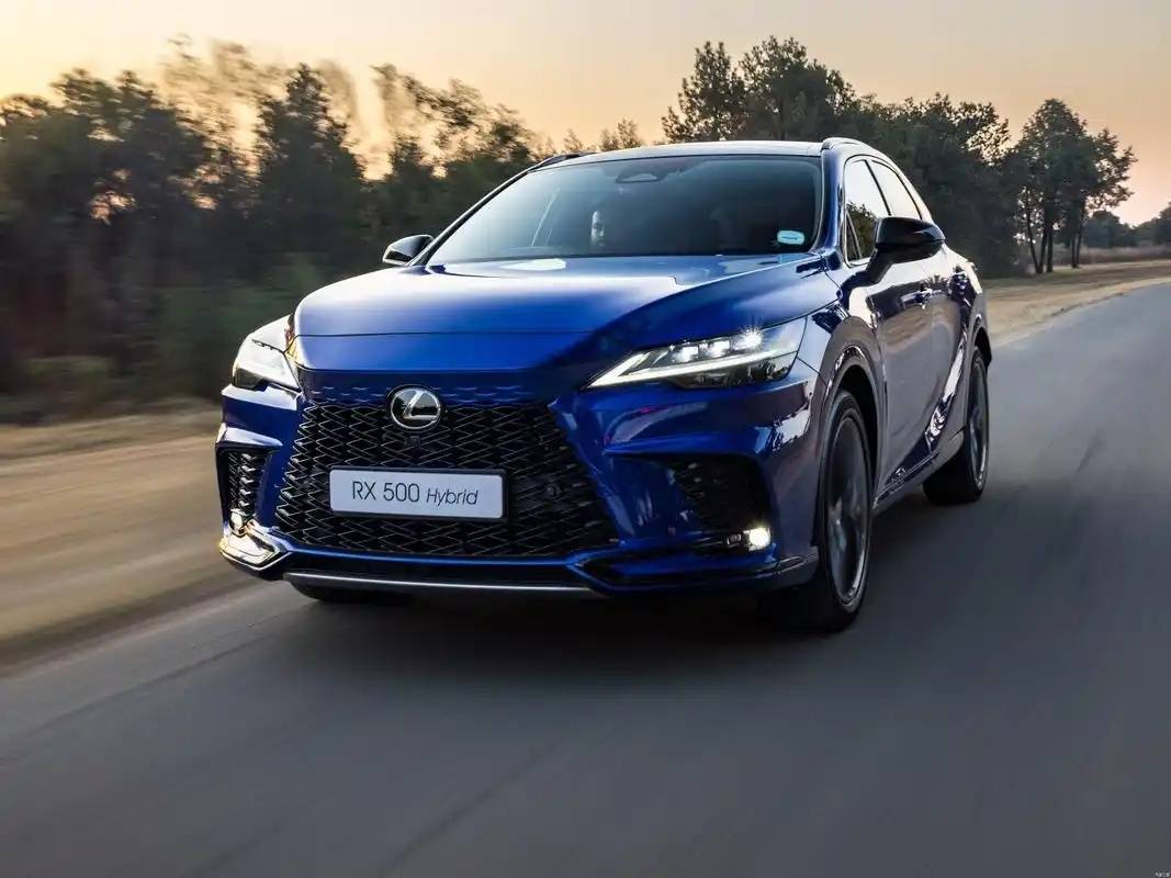 雷克萨斯RX解析：从60万跌至20多万，2.4T爆271PS喝92油，真香_搜狐汽车_搜狐网