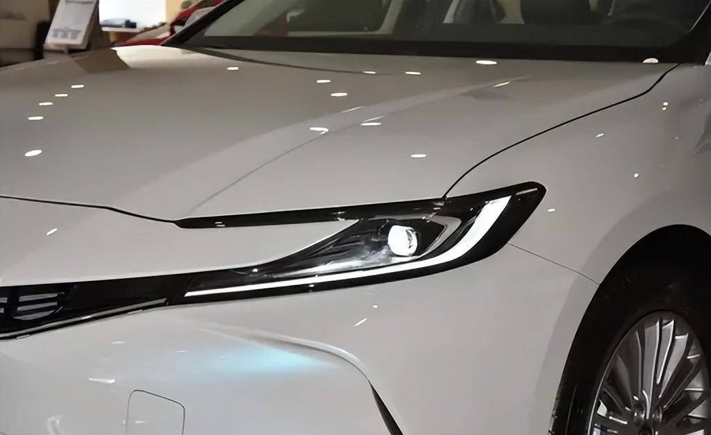 起售价14.98万，轴距2825mm，解读广汽丰田凯美瑞_搜狐汽车_搜狐网