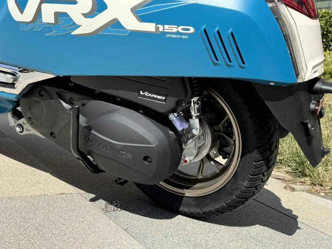 大阳混动复古VRX150、25款硬核跨界大踏板ADV350+双车齐发！_搜狐汽车_搜狐网