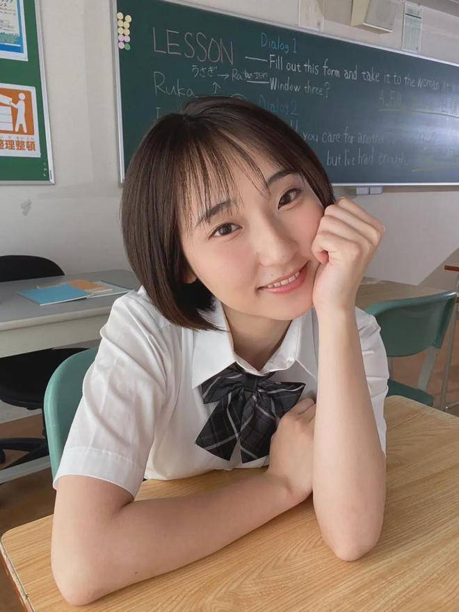 日本游泳新星Itoi Ruka：身高与实力并存的F罩杯运动员_生活_女性_身材