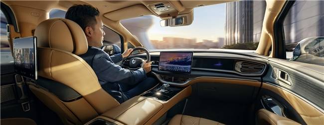 翼真L380 PK 腾势D9:30万级纯电MPV到底哪个更有料?_搜狐汽车_搜狐网