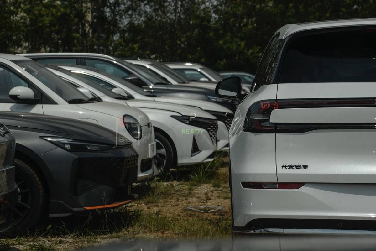 入门即高配，长安启源Q07 145尊耀型/尊荣型上市，12.98万起售_搜狐汽车_搜狐网