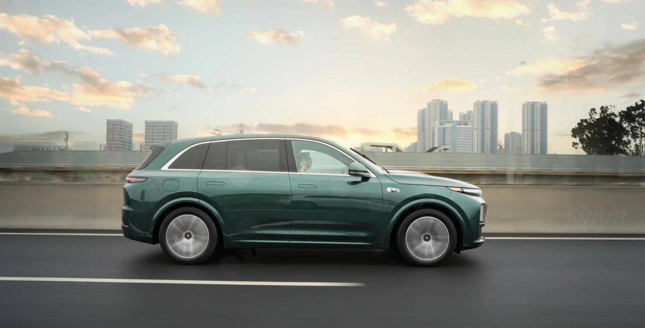 爸爸的“第二书房”！领克09EM-P大五座理想L7谁更有独处感_搜狐汽车_搜狐网