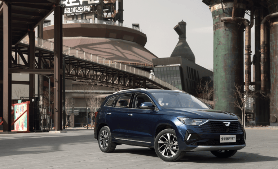 8.88 万起轻松拥有，德系中型 SUV 全新捷达 VS7 好运版凭实力火出圈