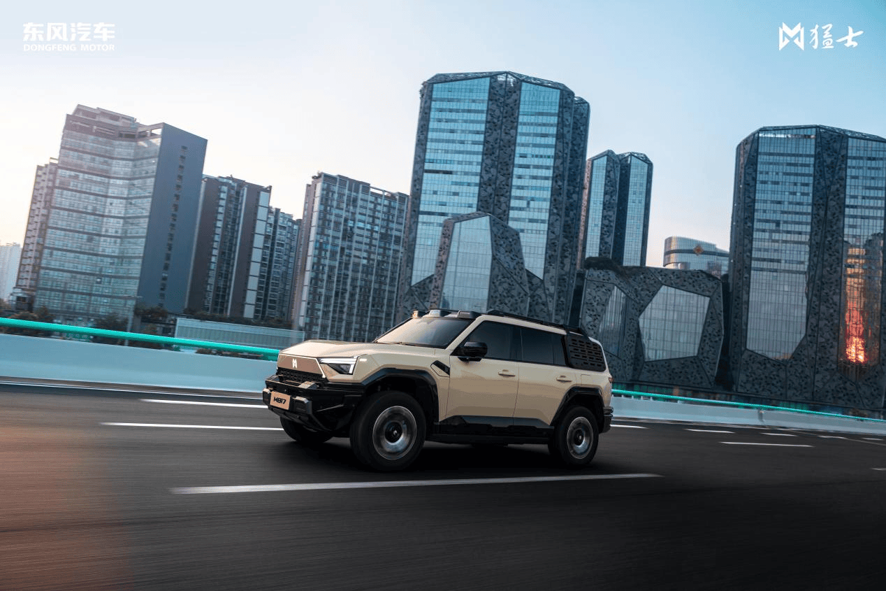猛士M817震撼上市：31.99万起，华为智能重塑硬派越野_搜狐汽车_搜狐网