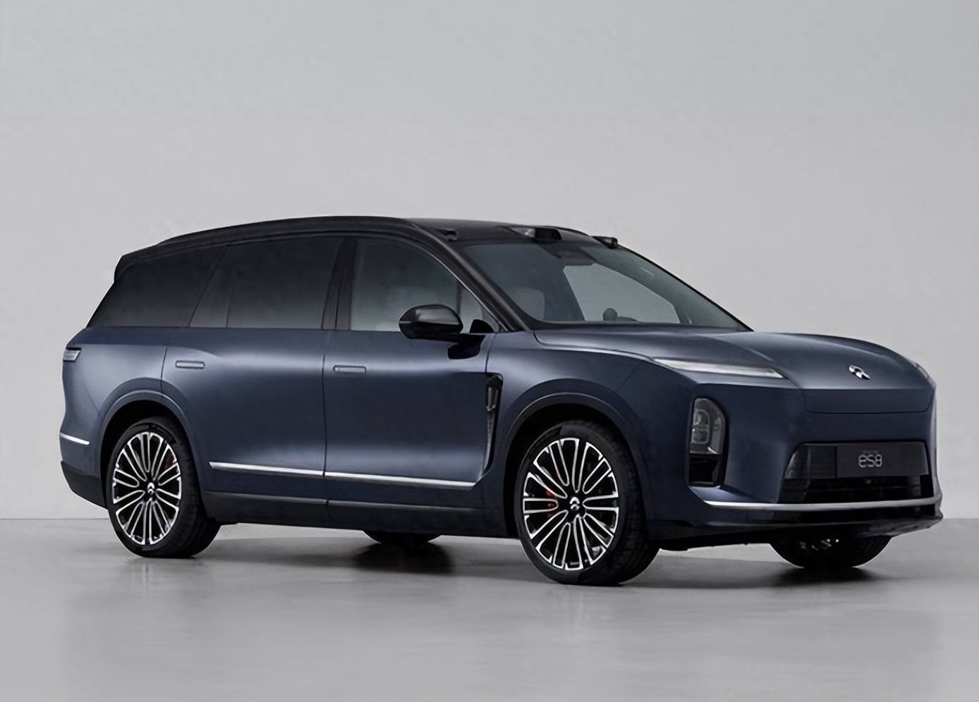 全新蔚来ES8今晚上市，科技旗舰再定义豪华电动SUV，有啥亮点？_搜狐汽车_搜狐网