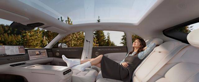 智己 LS9 成都车展超前剧透！搭 4D 按摩座椅，第四季度上市_搜狐汽车_搜狐网