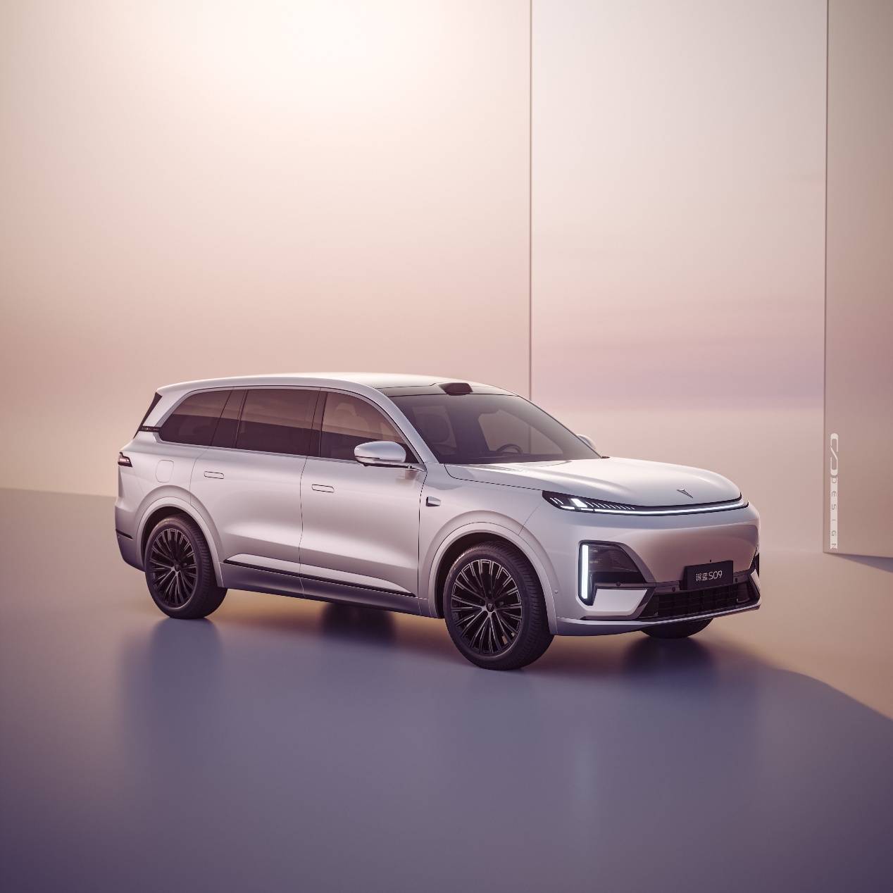 30万级新能源大型SUV强强对决 深蓝S09和领克900怎么选？_搜狐汽车_搜狐网