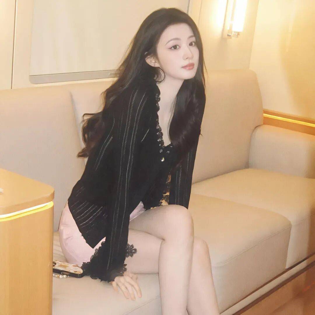 王楚然 温柔风美人 纯欲中带点小俏皮 表演 带着 成长