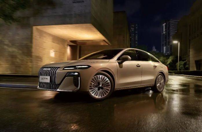 荣威M7 DMH 9月17日亮相，家庭用车新选择超棒！_搜狐汽车_搜狐网